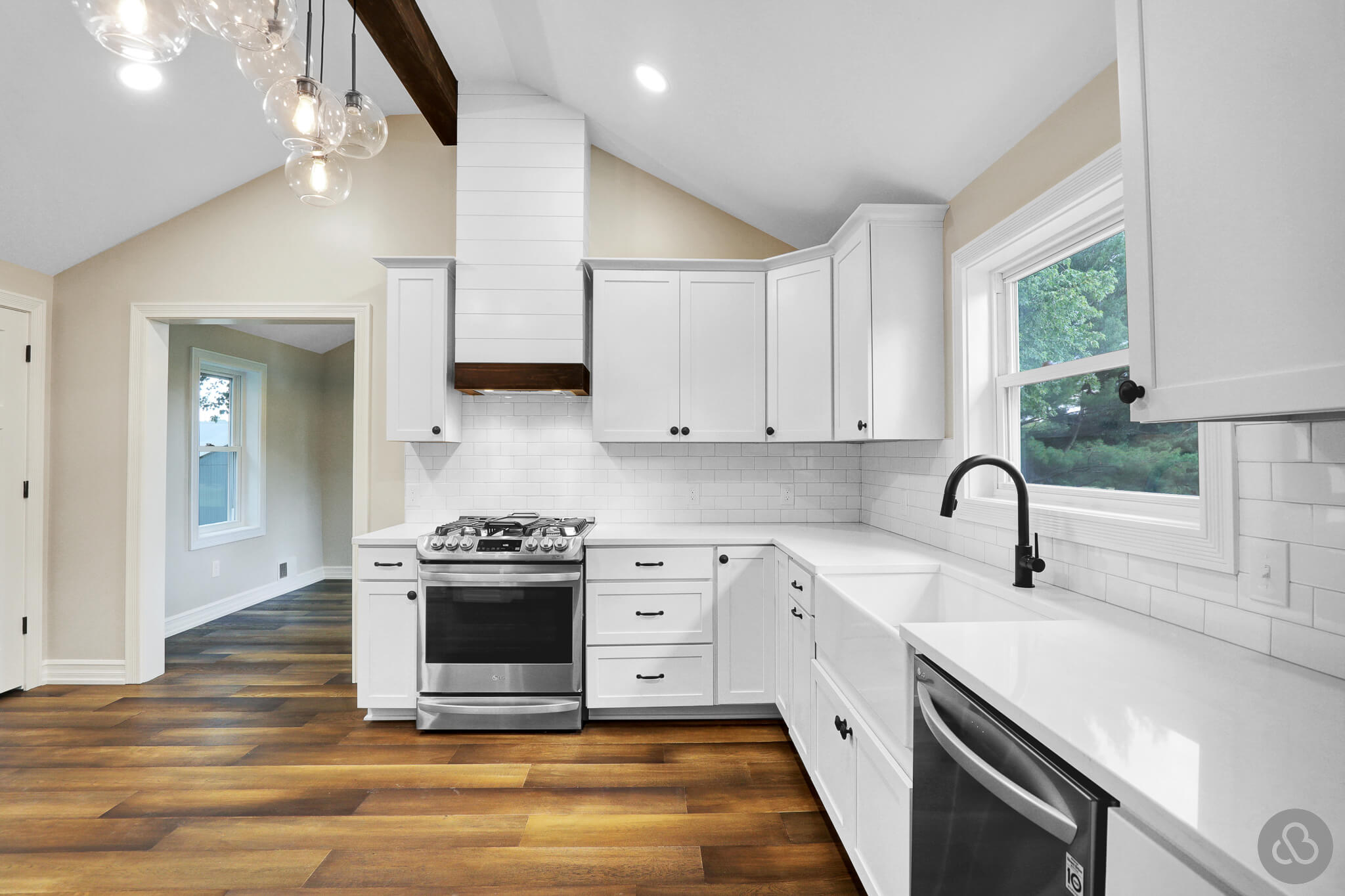Luxury Kitchen Remodeling Contractor Lansing MI - Custom Built